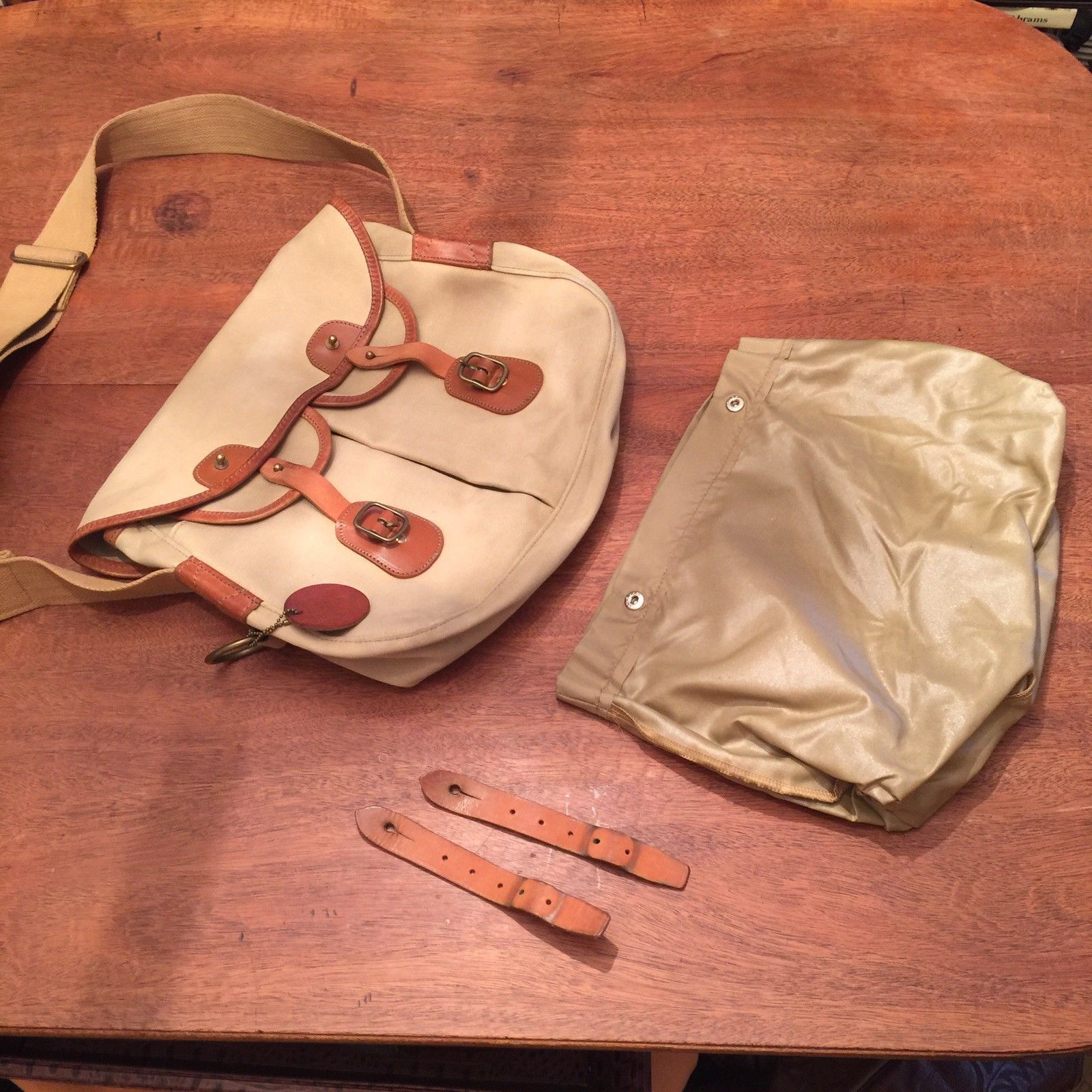 Mr. Brady’s Traveler’s Bag AKA The Gelderburn – Abandoned Republic